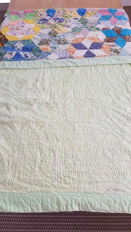 Quillt aus den USA (Gebraucht) in Basel für CHF 100 – mit Lieferung auf ...