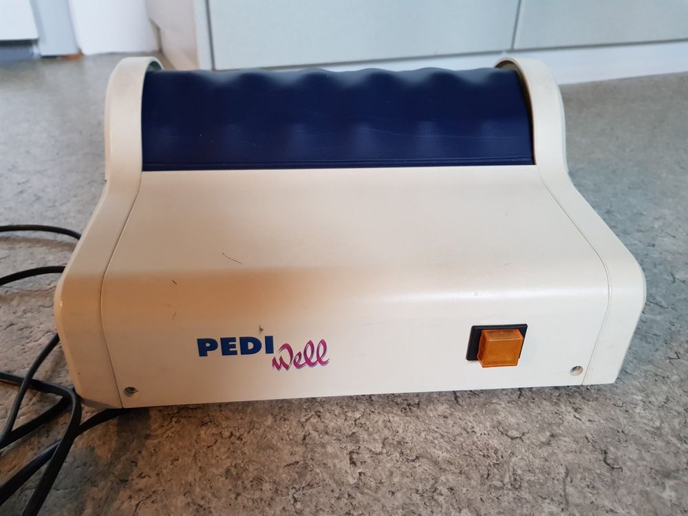 Pediwell Fuss und Hand Massagegerät (D'occasion) à Walterswil BE pour ...