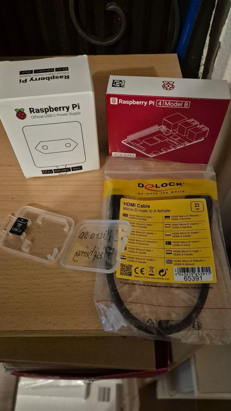 Raspberry Pi 4 Model B 4GB Ram NEW with Bundle (Neu (gemäss ...