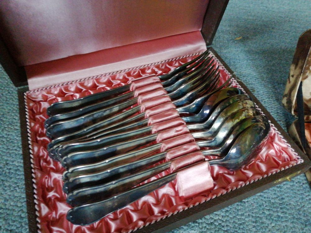 Silberbesteck: je 6 Kaffeelöffel, Suppenlöffel und Gabeln | Kaufen auf Ricardo