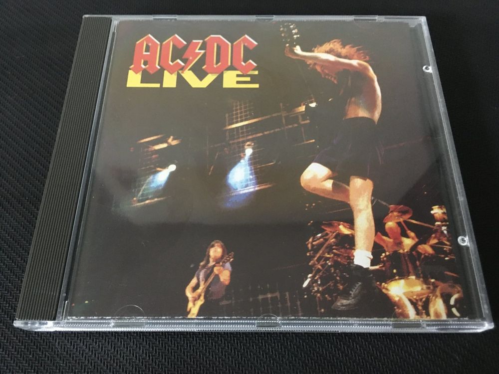 AC DC - Live -CD- (Gebraucht) in St.Gallen für CHF 2.9 – mit Lieferung auf Ricardo kaufen