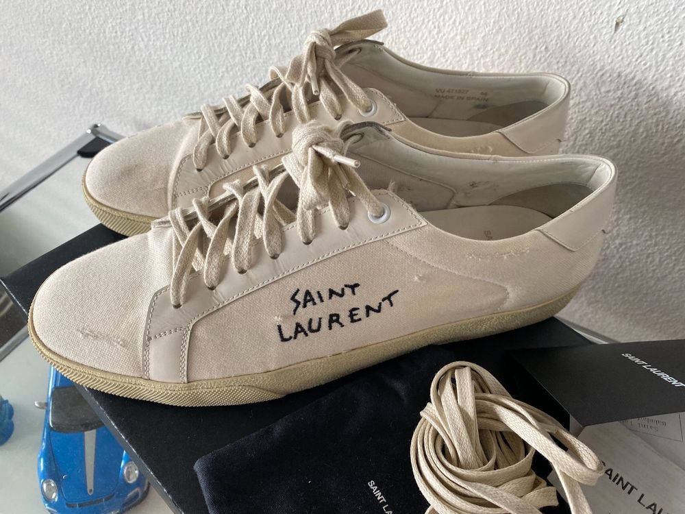 Yves Saint Laurent Court Classic distressed (Gebraucht) in Zug für CHF ...