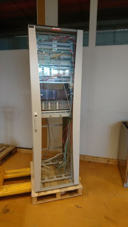 Netzwerkschrank Rittal 19 Zoll | Kaufen auf Ricardo