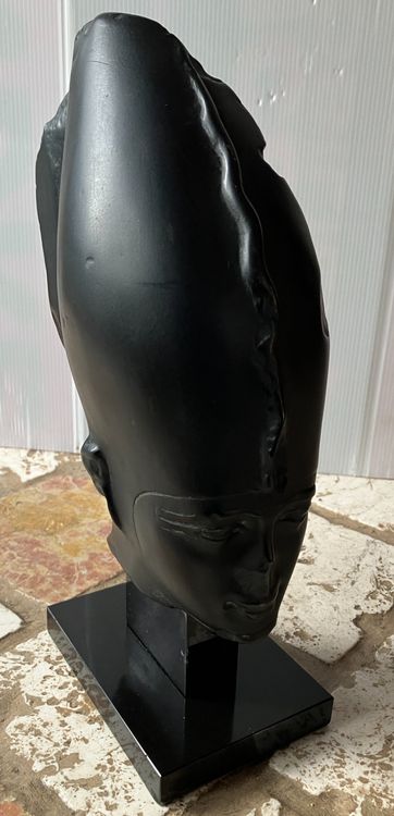 Sculpture tête roi Psammetique III sous forme du dieu Osiris (D ...