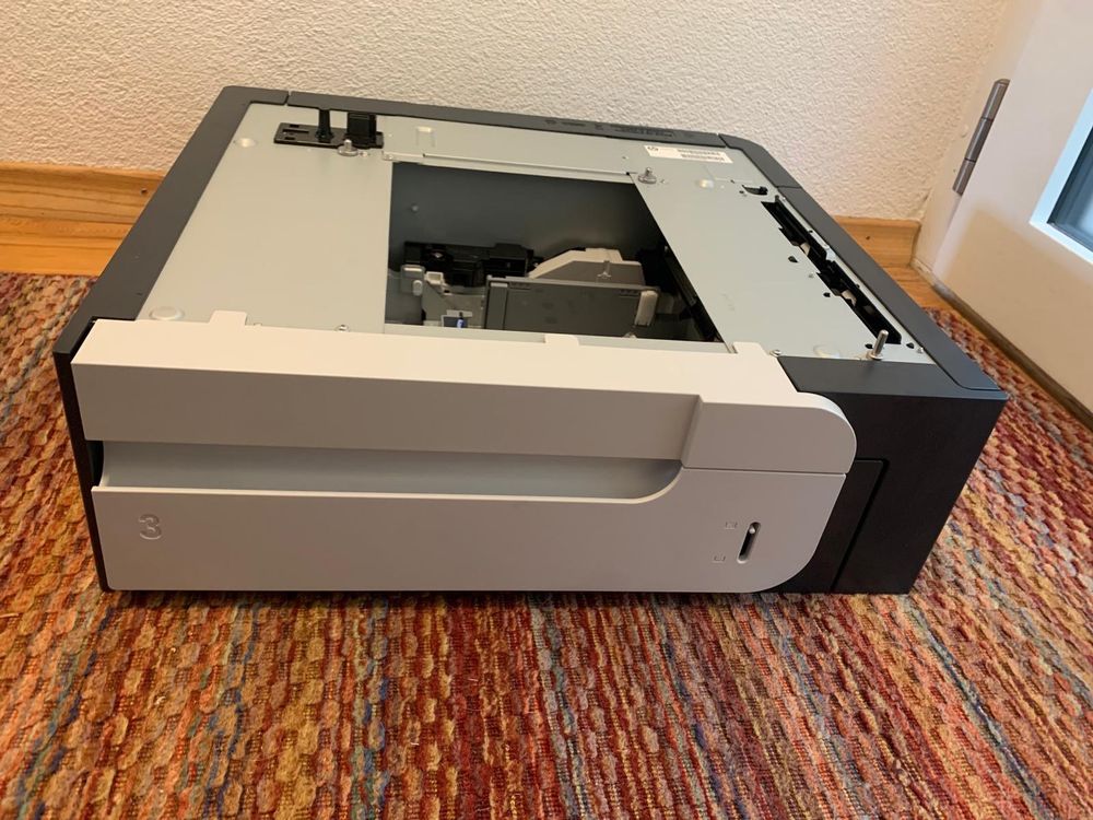 Papierschacht CF084A Erhöht die Papierkapazität um 500 Blatt (Neu und ...