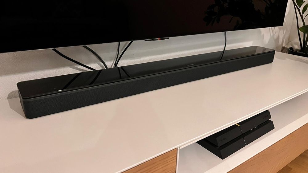 Bose soundbar 700 + 2 wireless Bose Speakers set (Neu (gemäss Beschreibung)) in Zürich für CHF ...