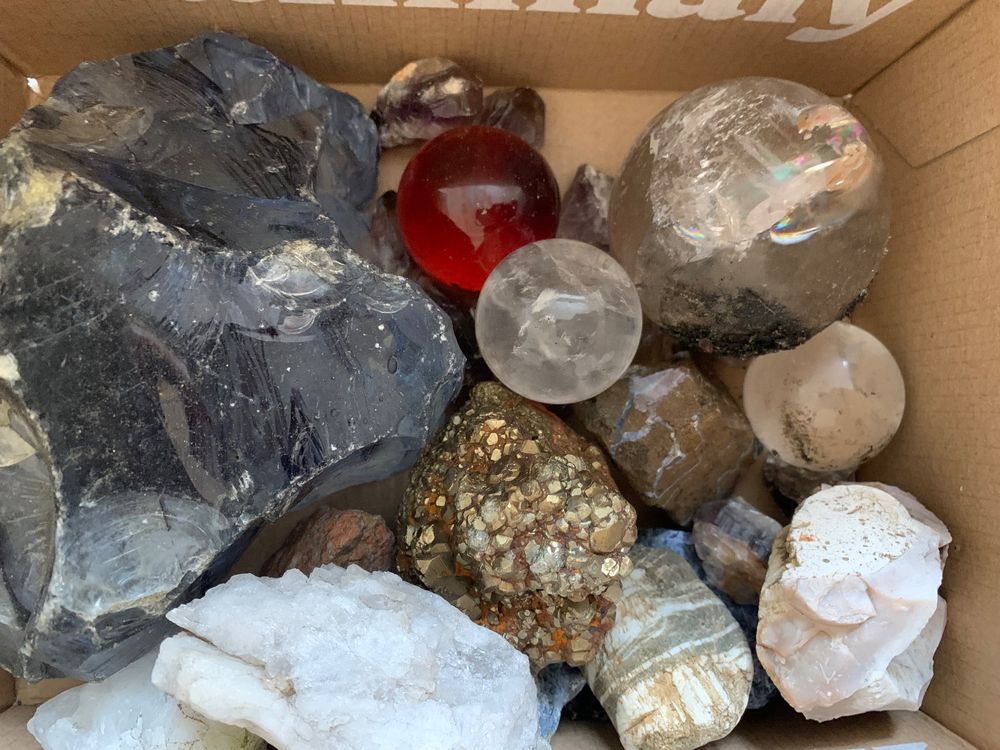 Diverse Steine und Kristalle gem. Bild / zur Deko / basteln | Kaufen auf Ricardo