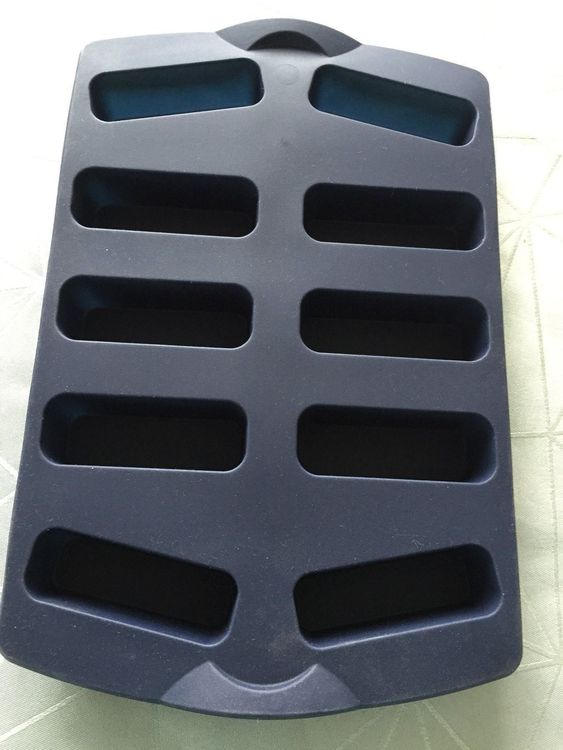 Mini - Cake von Tupperware (Gebraucht) in Winterthur für CHF 7 – mit ...