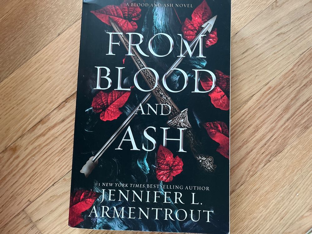From blood and ash von Jennifer L. Armentrout (Englisch) | Kaufen auf ...