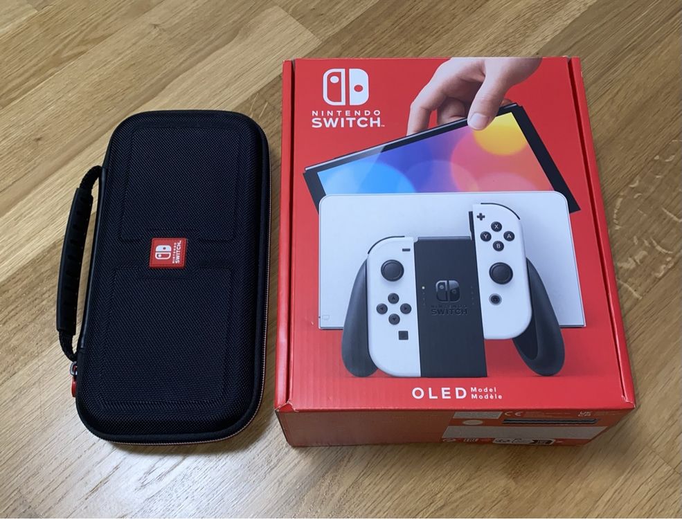 Nintendo Switch Oled in weiss (Neu und unbenutzt in OVP) (Neu und ...