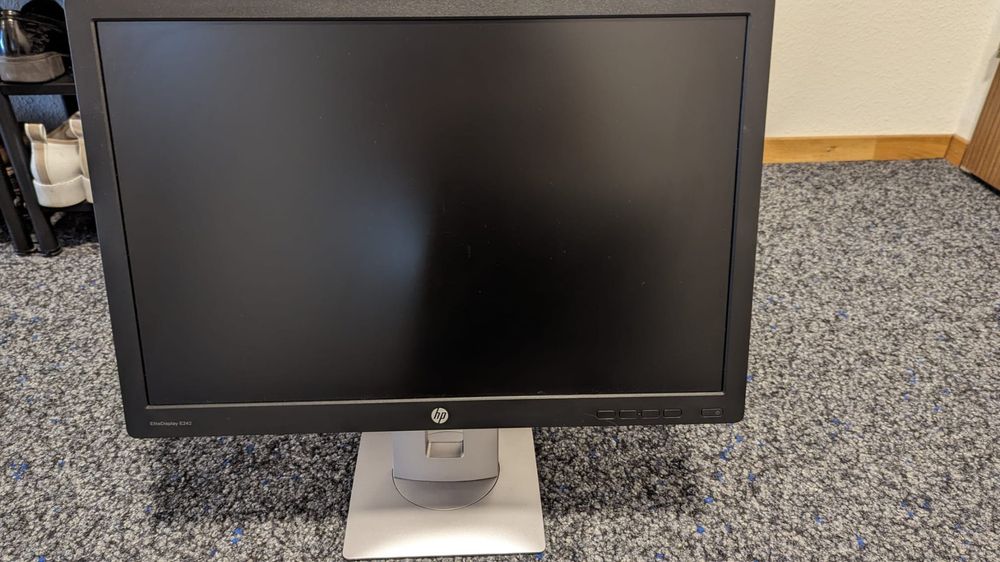 HP EliteDisplay E242 (Gebraucht) in Winterthur für CHF 25 – mit ...