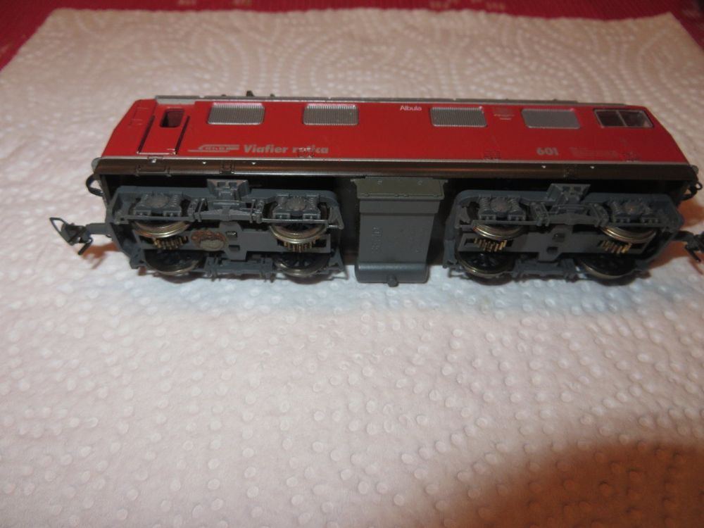 Bemo H0m RhB Ge 4/4 Nr.601 Albula (Defekt) in neuenhof für CHF 41 – mit Lieferung auf Ricardo kaufen