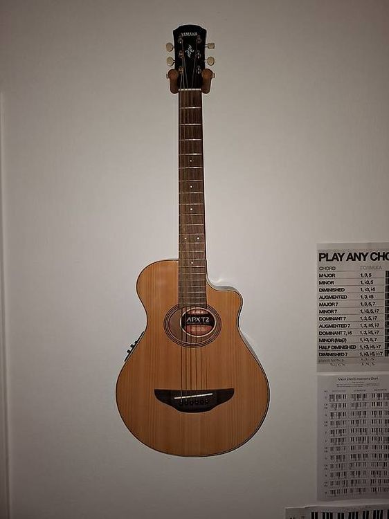 Reisegitarre YAMAHA APXT2 NT Natural (Gebraucht) in Basel für CHF 155 ...