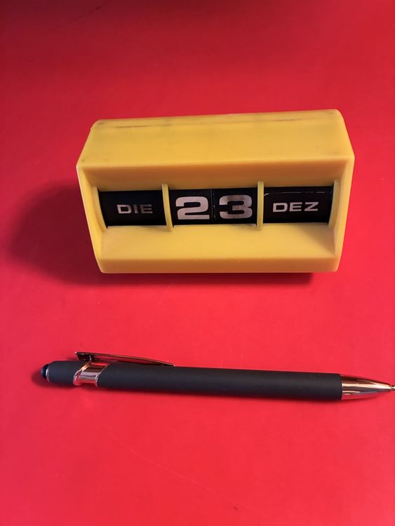 Kalender ewig 70iger-Jahre (Gebraucht) in Lengnau BE für CHF 35 – nur ...