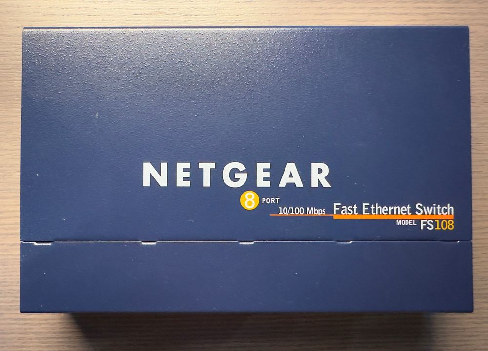 Netgear FS108 v2 ethernet switch (8 ports 10/100 Mbps) (Gebraucht) in ...