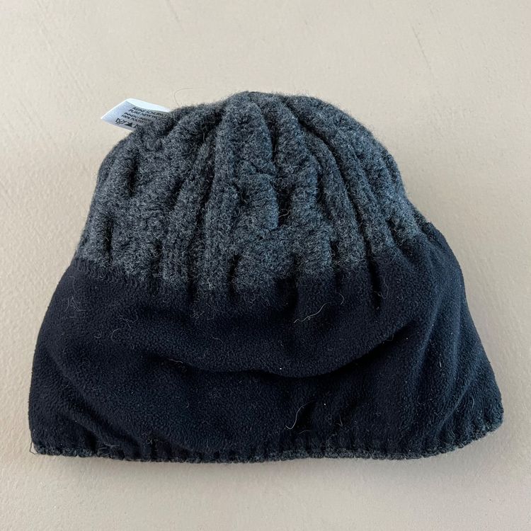 STEFFNER Mütze aus Schurwolle mit Fellbommel 🩶 (Gebraucht) in Zürich ...