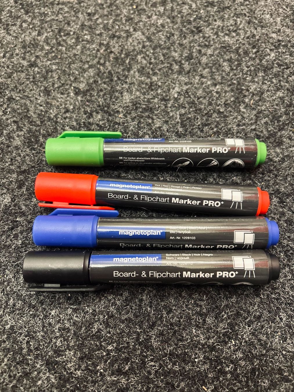 1 Nobo Whiteboard 90x120 inkl. 4stk Magnetoplan Marker Pro (Gebraucht ...