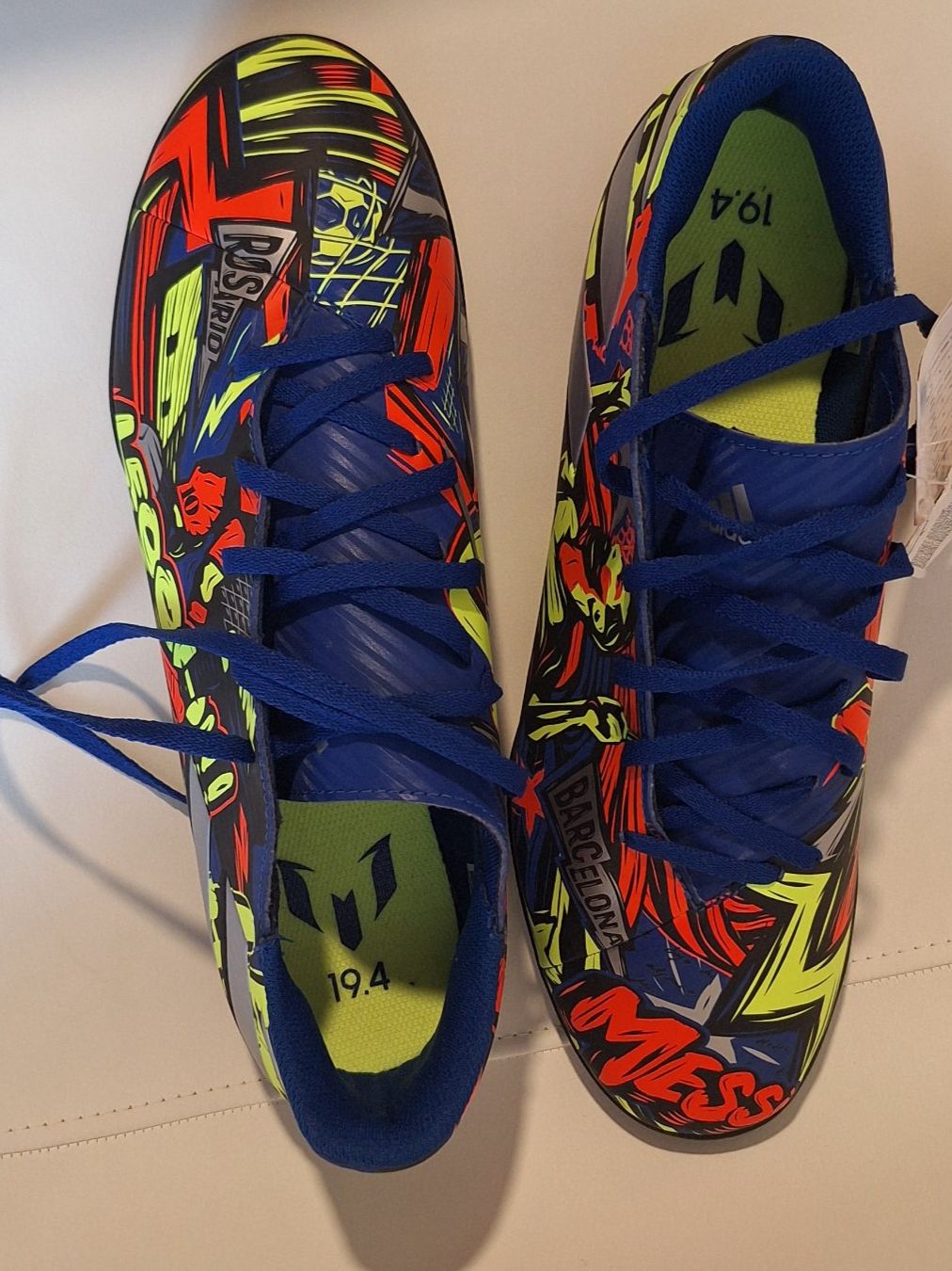 Adidad Nemezis 19.4 Messi gr:44.5 nie gebraucht ohne box (Gebraucht) in ...