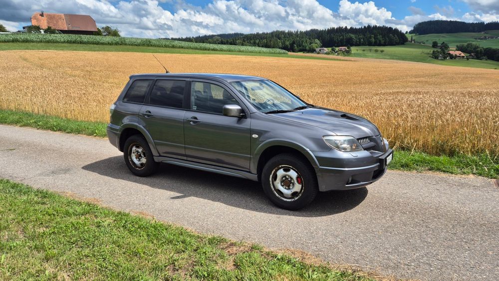 Mitsubishi Outlander 2.0 Turbo 4x4 mit MFK (Gebraucht) in Oberthal für ...