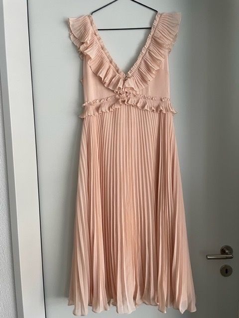 romantisches Kleid von SEZANE (Gebraucht) in zürich für CHF 50 – mit ...