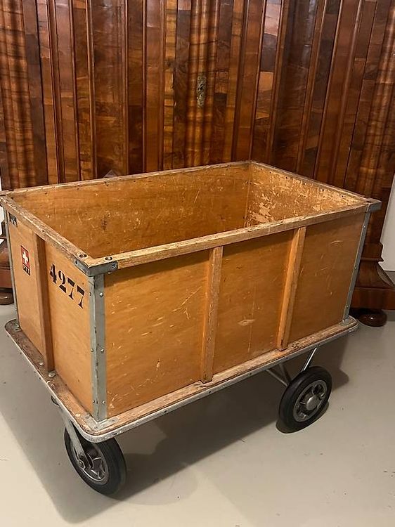 Alter Postwagen (Gebraucht) in Zürich für CHF 180 – nur Abholung auf ...