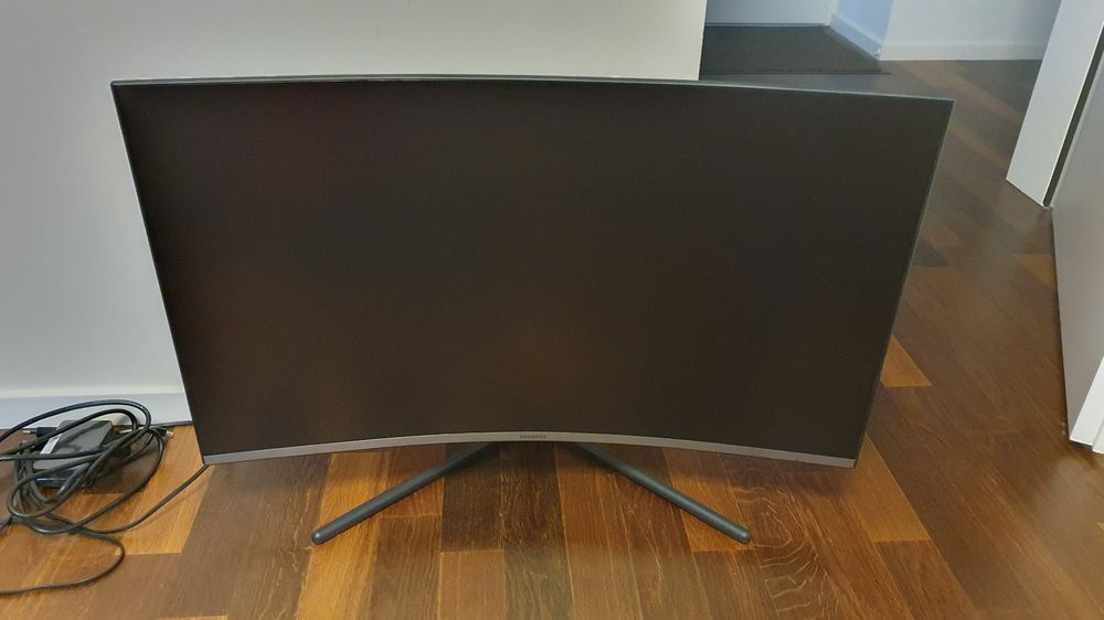 Samsung 4k 32" Monitor U32R590CWU (Gebraucht) in für CHF 180 – nur ...