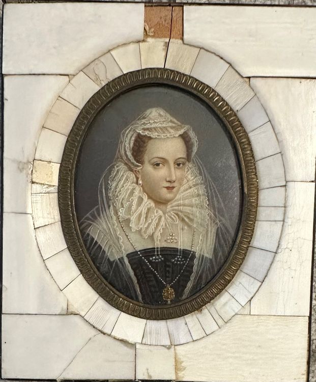 Antike Miniatur Gemälde von eine Edler Dame Monogramiert (Gebraucht) in ...