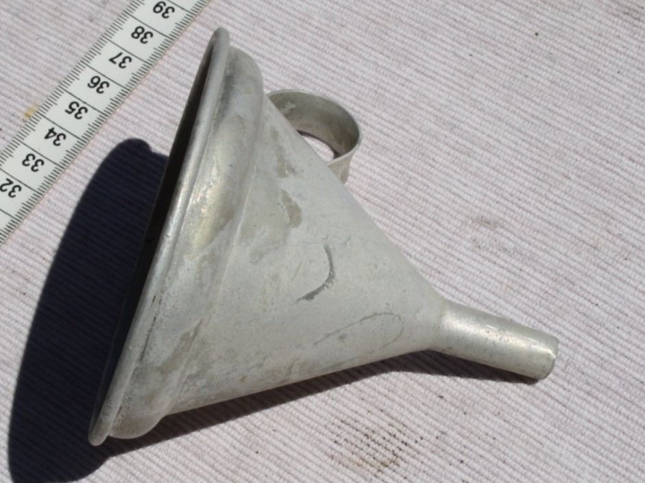 ALTER SIGG ALU TRICHTER (Gebraucht) in für CHF 13 – mit Lieferung auf ...