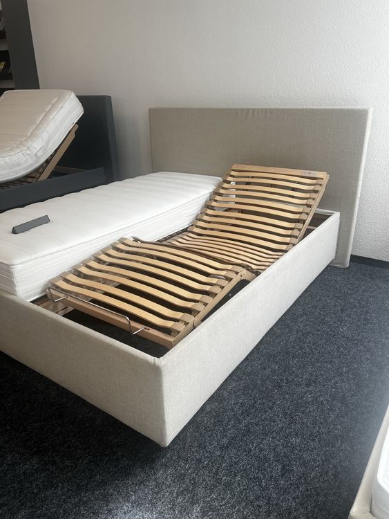 Röwa Bett inkl. Inhalt ab Ausstellung (Neuf avec emballage d'origine) à ...
