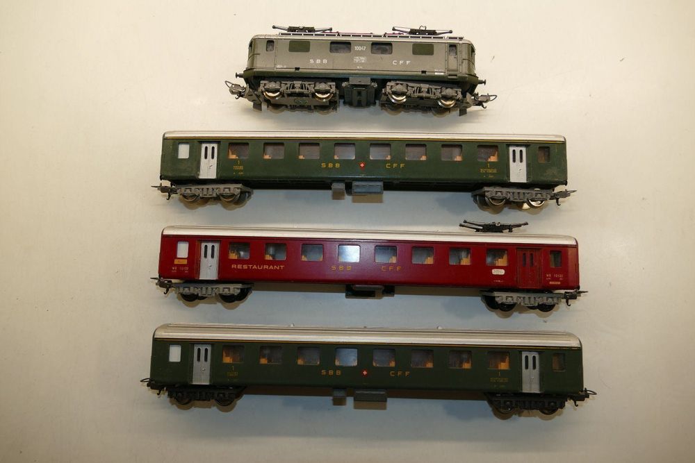 Lima H0: SBB Re 4/4’ E-Lok + 3xPersonenw | Kaufen auf Ricardo