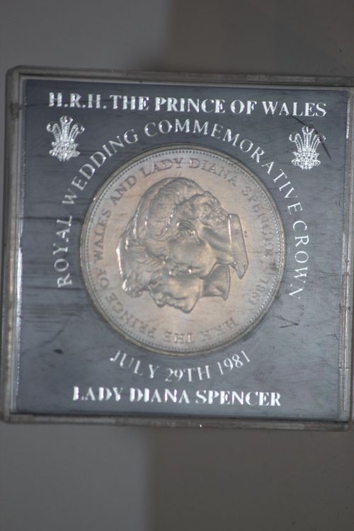 Royal Wedding Commemorative Crown 1981 | Kaufen auf Ricardo