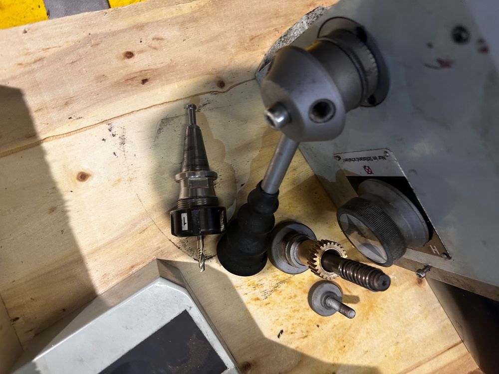 Optimum BF20 Spindel SK20 / Fräskopf + SK20 Aufnahmen (Gebraucht) in ...