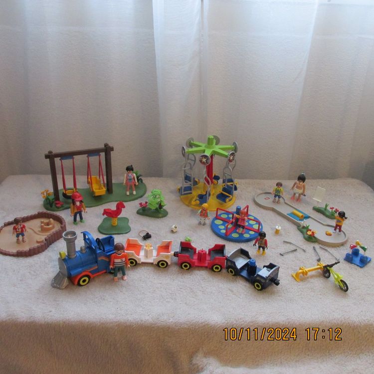 Playmobil Spielplatz mit Zug, MIni-Golf Set (Gebraucht) in Galgenen für CHF 35.9 – mit Lieferung ...