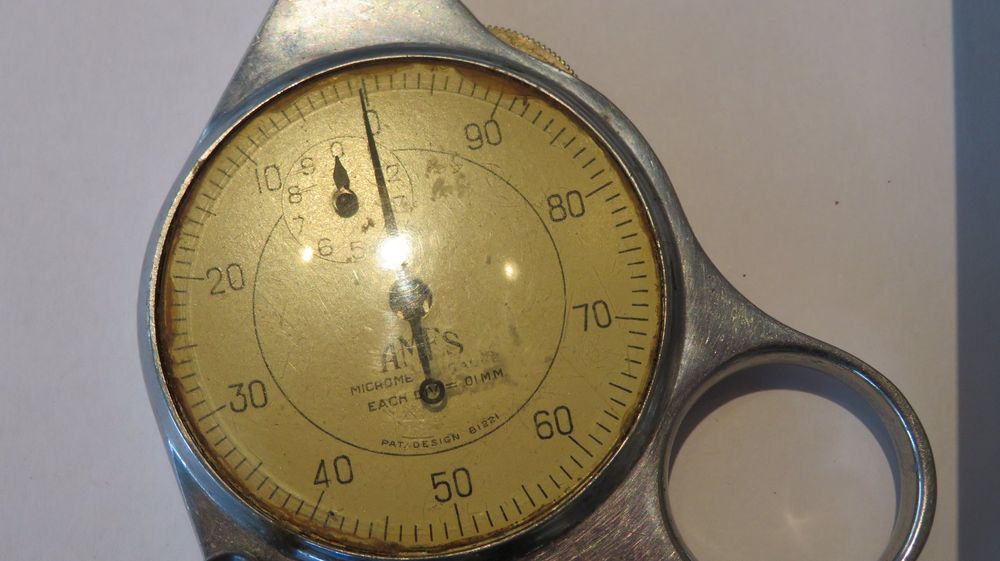 Micrometer alt der Firma Ames Div. = 0.1 mm (Gebraucht) in Wetzikon ZH ...