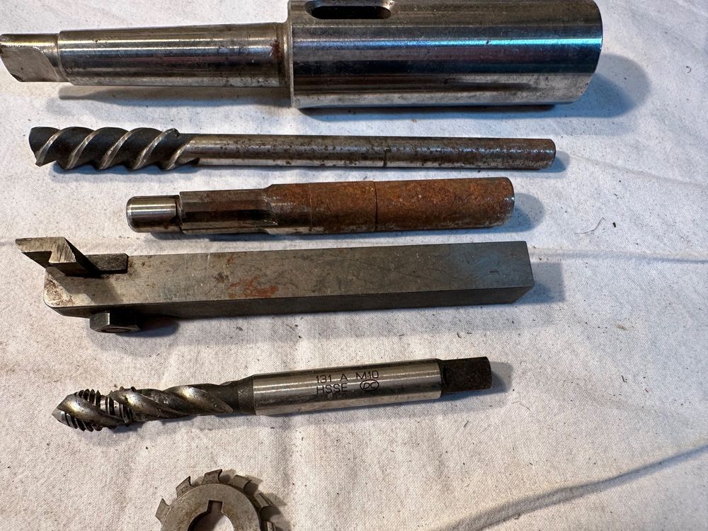R057 diverse Werkzeuge für Bohren, Drehen, Fräsen (Gebraucht) in für ...