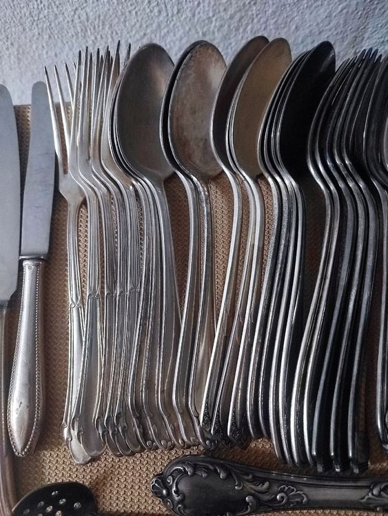 Diverses Silberbesteck (Gebraucht) in Hefenhofen für CHF 72 – mit Lieferung auf Ricardo kaufen