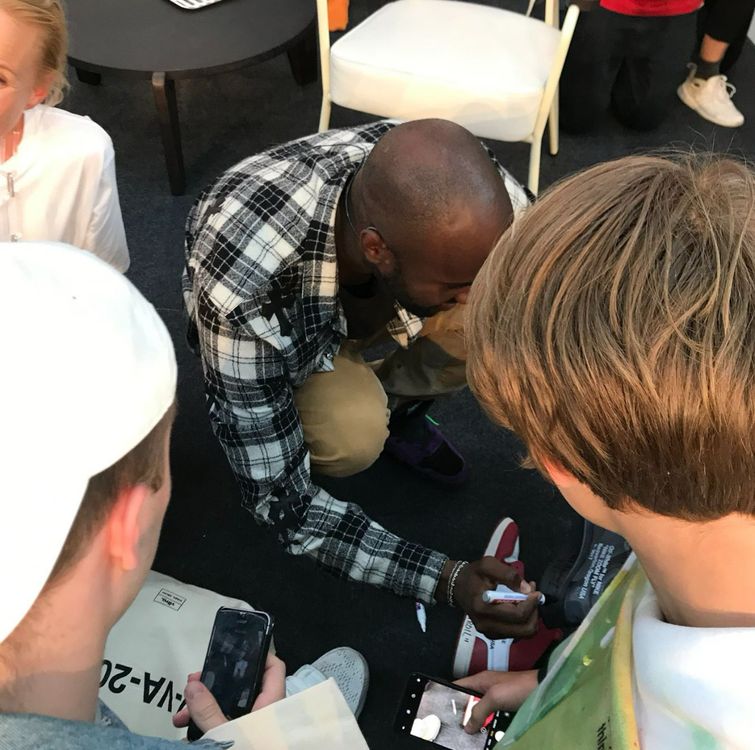 Virgil Abloh & Vitra, Brick mit Unterschrift | Kaufen auf Ricardo