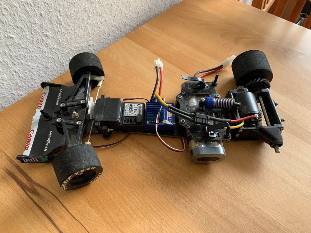 Tamiya RC-Auto im Maßstab 1:10, Carbon, defekt (Gebraucht) in für CHF 36 – mit Lieferung auf ...