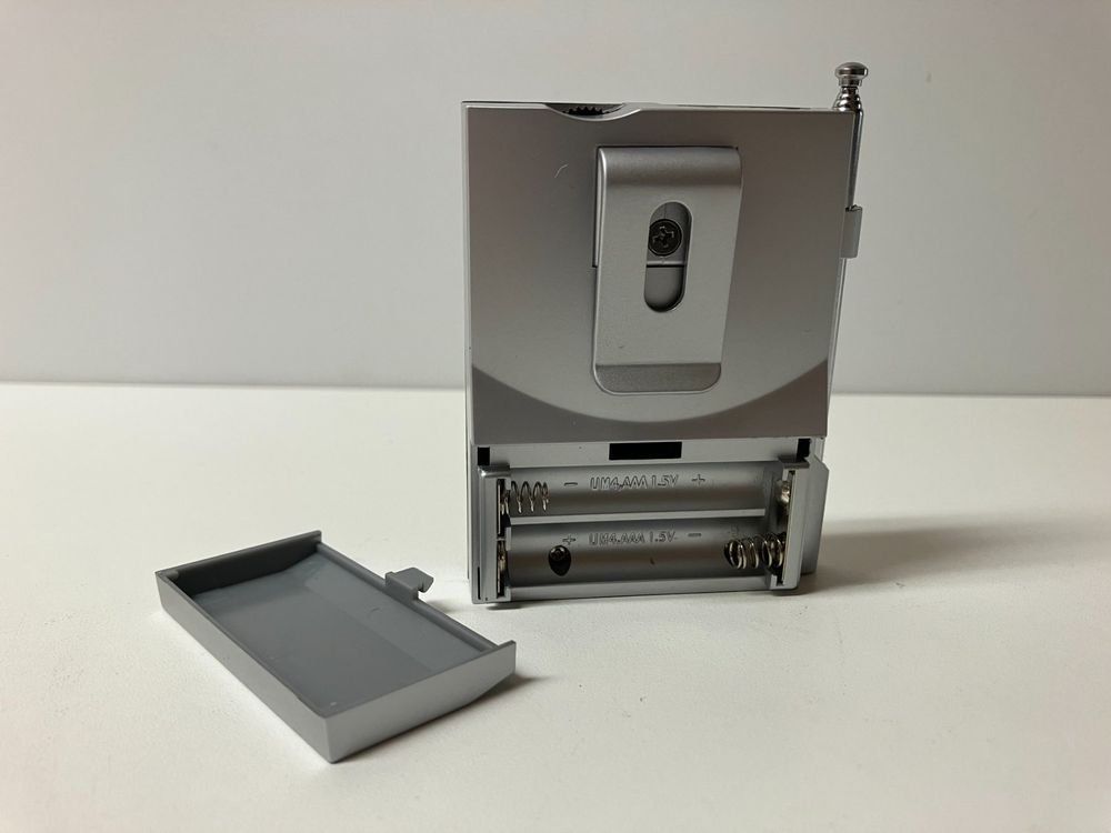 Portabler Mini Auto Scan Radio m. Alarmfunktion ab 1.- (Neu und ...