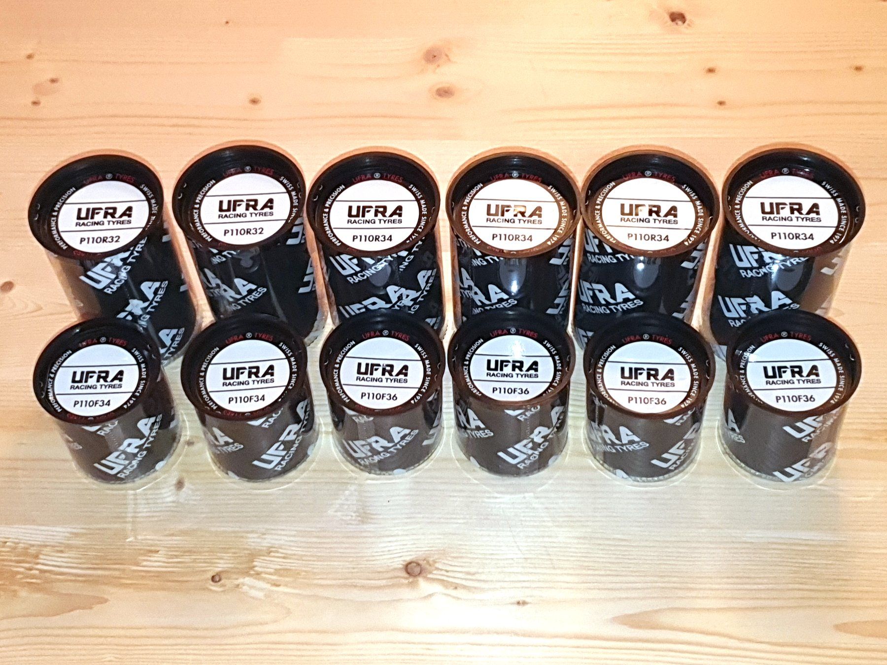 Pneus UFRA 1/10 Pan Car - 6 paires avant et 6 paires arrière (Neuf avec ...