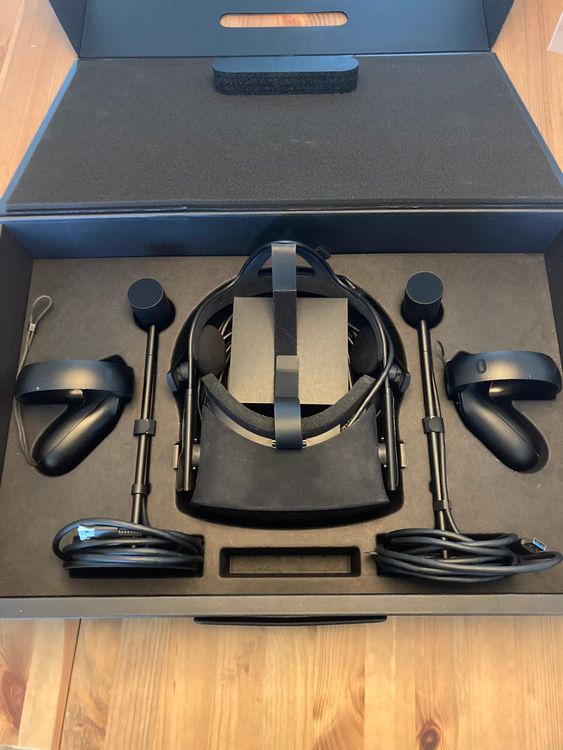 Meta Oculus Rift VR Brille (Gebraucht) in für CHF 80 – mit Lieferung ...