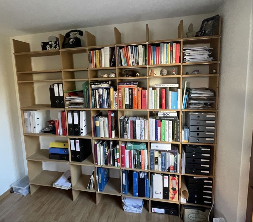 FNP Regalsystem, Design Axel Kufus, 1989 (Gebraucht) in Greifensee für CHF 150 – nur Abholung ...