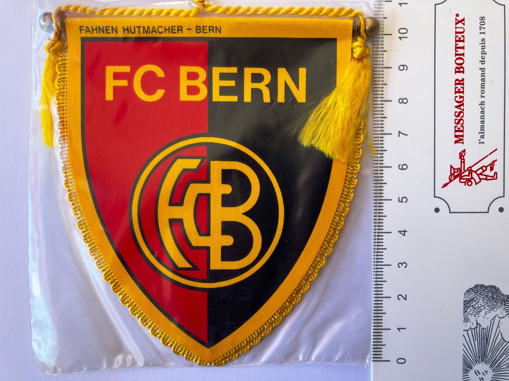 Vintage Fanion/Wimpel FC BERN (Neu und originalverpackt) in Gland für CHF 10 – mit Lieferung auf ...