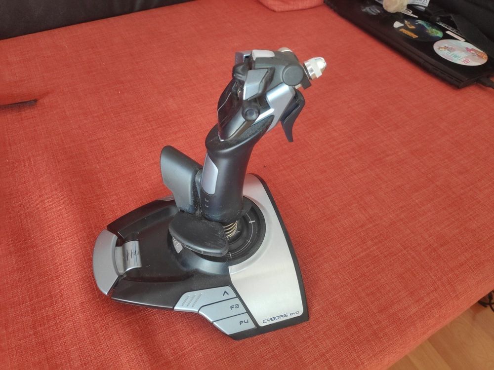 Saitek Cyborg Evo 3d - WiFi joystick (Gebraucht) in Eglisau für CHF 25 ...