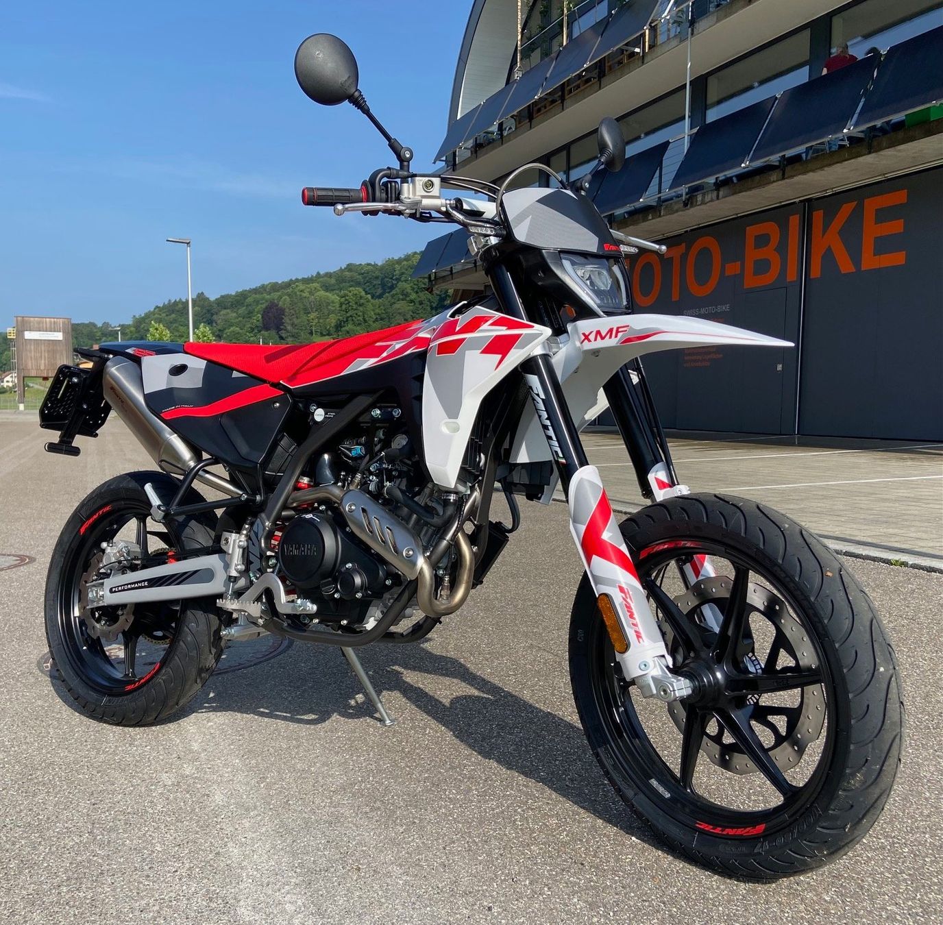 Fantic XMF 125 Performance *** 2 Jahre Werksgarantie (Neu und ...