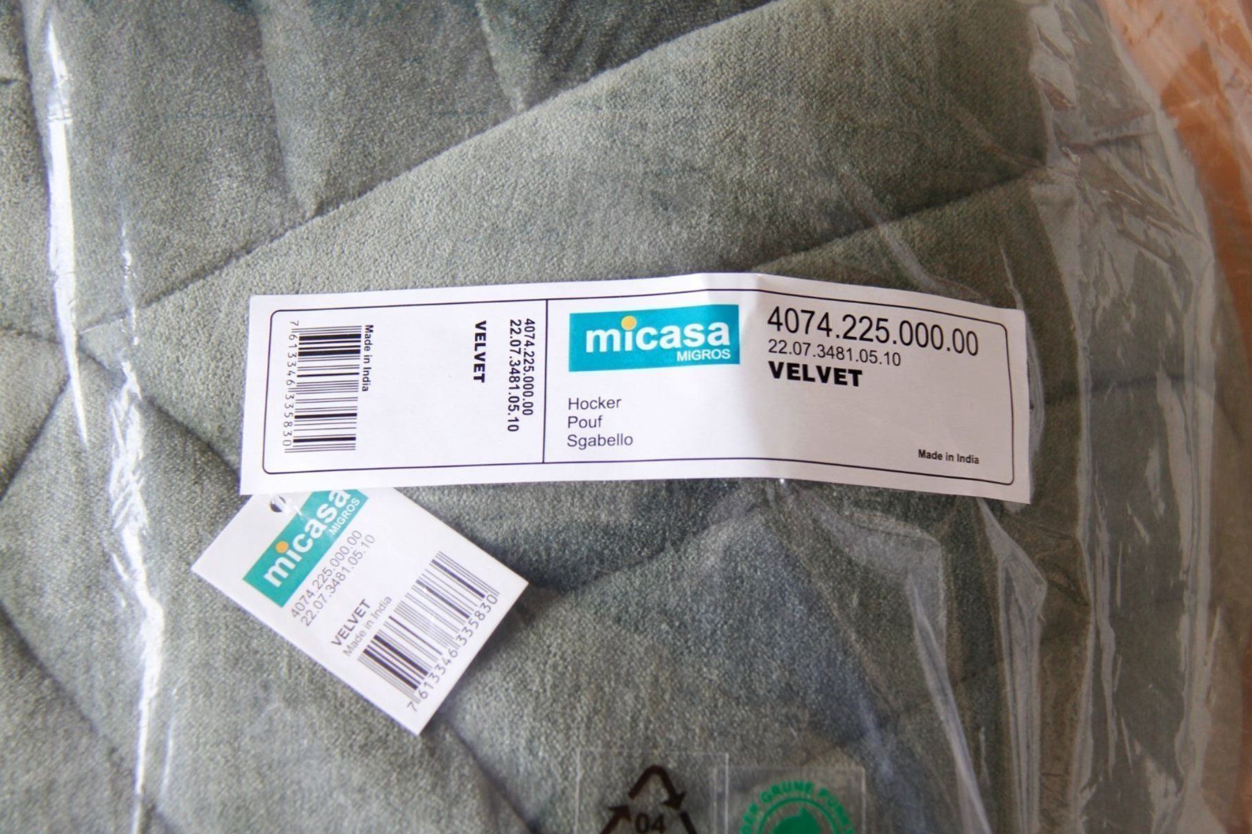 VELVET Sitzpuff Salbeigrün | 50x40 cm (Gebraucht) in Zürich für CHF 22 ...