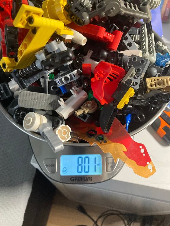 800 Gramm vorwiegend Lego Bionicel Teile ab 1 Franken (Gebraucht) in Volketswil für CHF 6 – mit ...