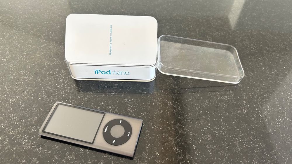 iPod 16GB (Gebraucht) in Hallwil für CHF 12 – mit Lieferung auf Ricardo kaufen