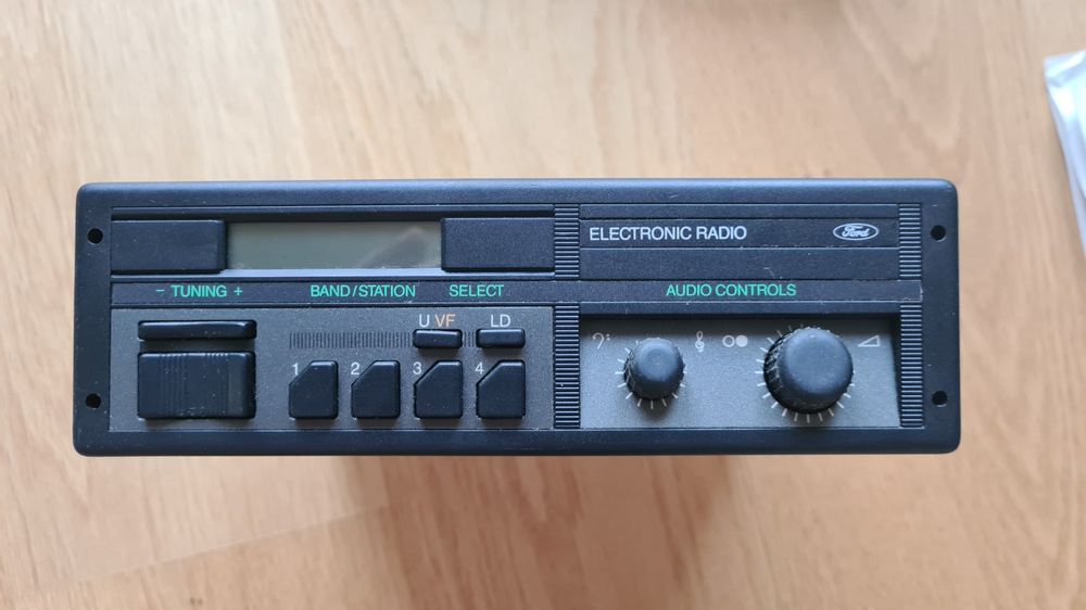 2 Alte Autoradio 1990er: Ford & Supertech Autoradio (Gebraucht) in für ...