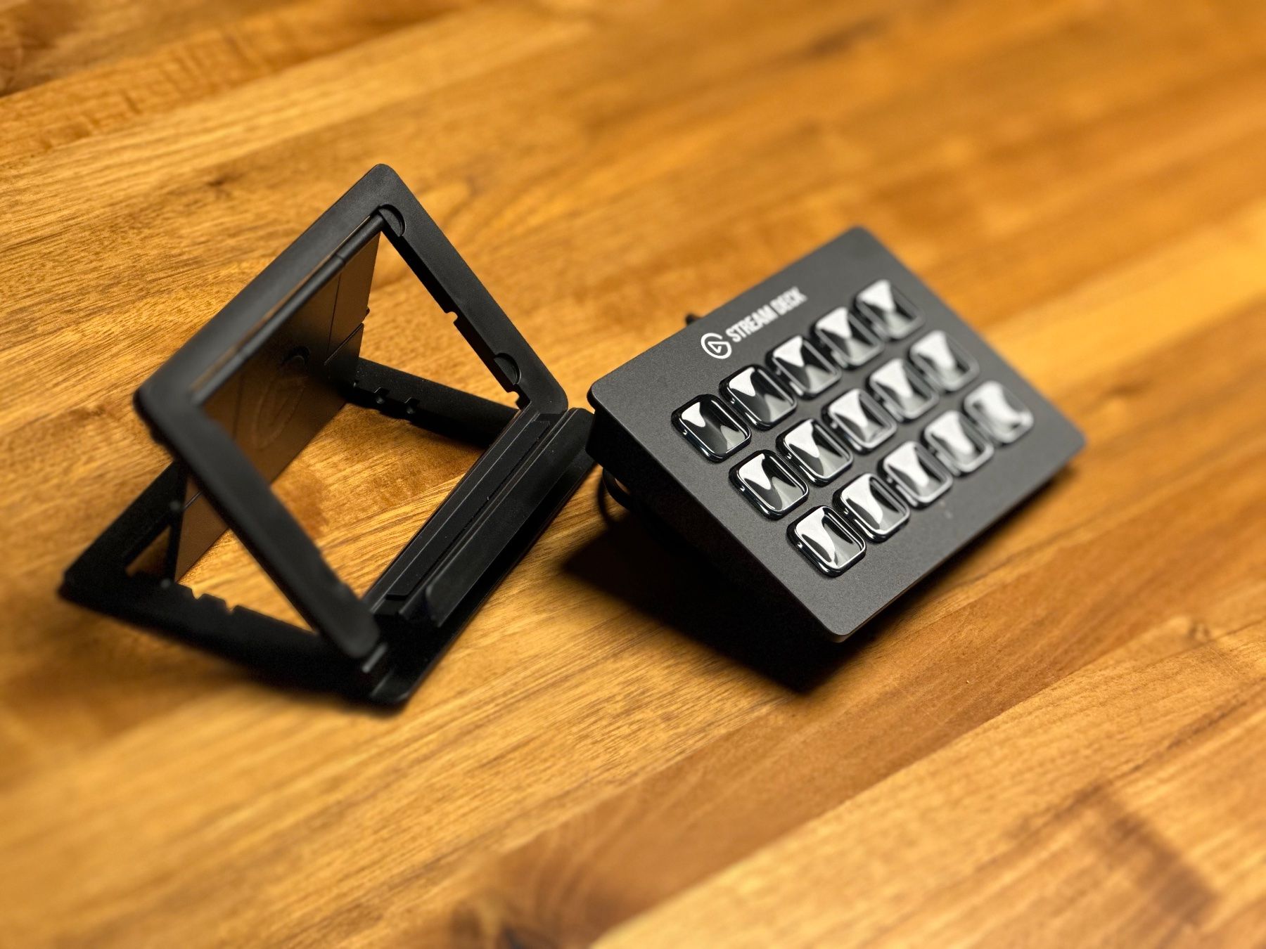 Elgato Stream Deck – mit 15 anpassbaren LCD-Tasten (Gebraucht) in Wil ...